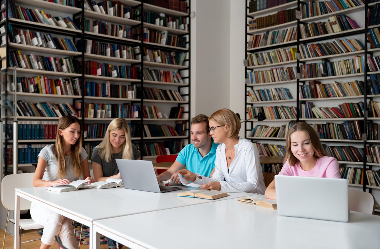 eLearning Portals: Features, Key benefits and Examples