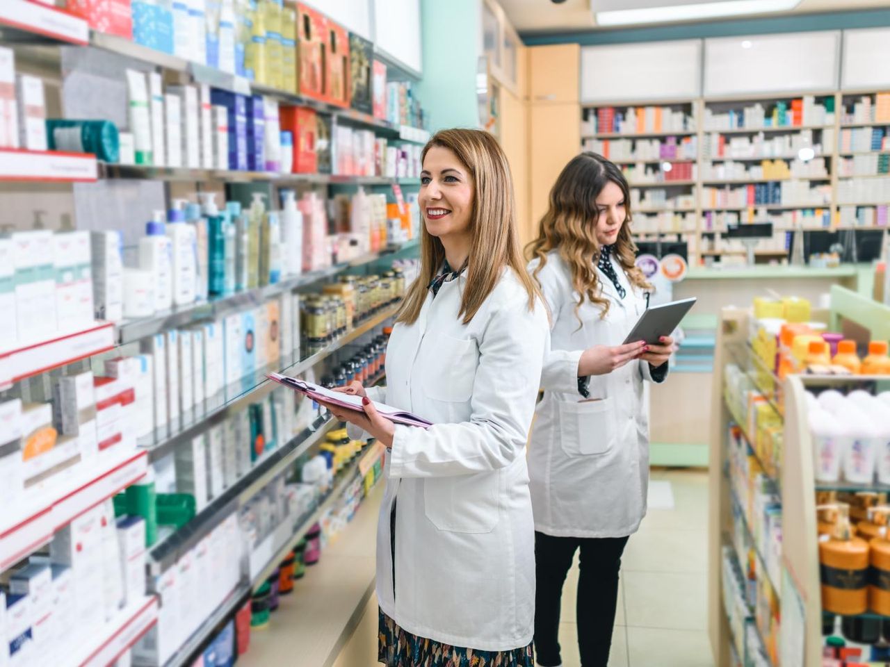 Pharmacy Automation Solutions: Main Types and Adoption Tips